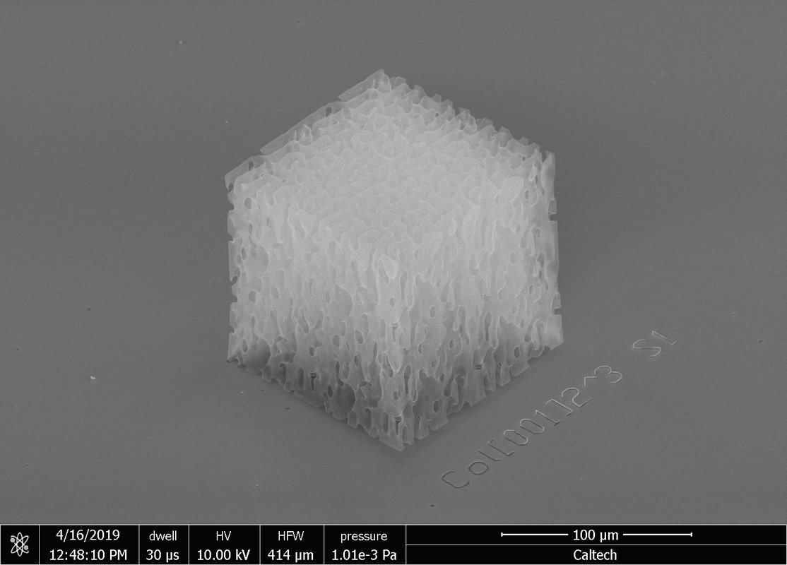 Microstructures Self-Assemble into New Materials - PlasticStar